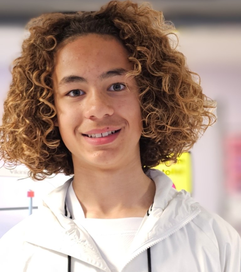 Louie Ezekiel – 2025-2026